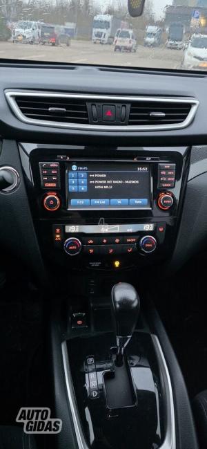 Grey Nissan X-Trail 2017 in Vilnius, with an engine capacity of 1.60 L and mileage of 179 thousand km for 10499 €, photo 16 on AUTOMOTO.COM.LV