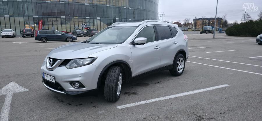 Grey Nissan X-Trail 2017 in Vilnius, with an engine capacity of 1.60 L and mileage of 179 thousand km for 9899 €, photo 7 on AUTOMOTO.COM.LV