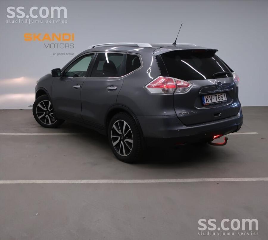 Grey Nissan X-Trail 2017 in Riga, with an engine capacity of 1.60 L and mileage of 284 thousand km for 8490 €, photo 6 on AUTOMOTO.COM.LV