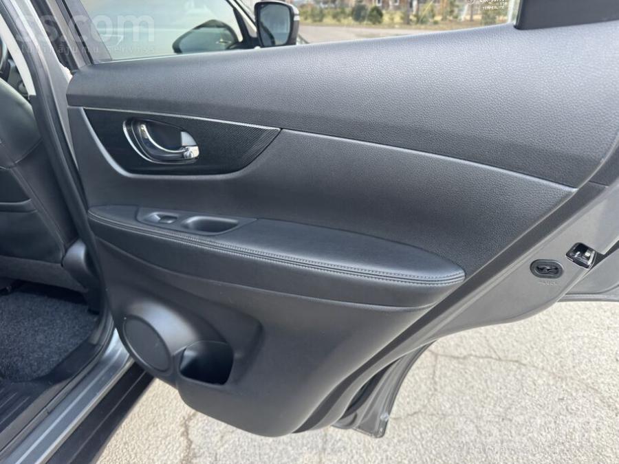 Pelēks Nissan X-Trail 2017 Ogre, ar dzinēja tilpumu 2.00 L un nobraukumu 225 tūkst. km par 12150 €, foto 23 vietnē AUTOMOTO.COM.LV
