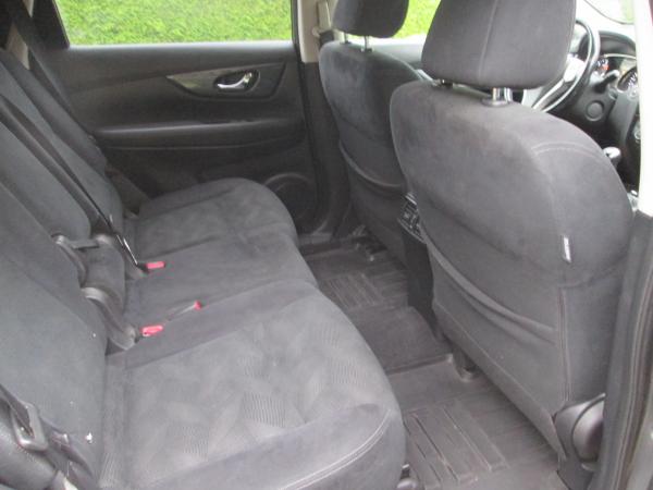 Pelēks Nissan X-Trail 2017 Rīga, ar dzinēja tilpumu 1.60 L un nobraukumu 228 tūkst. km par 8900 €, foto 8 vietnē AUTOMOTO.COM.LV