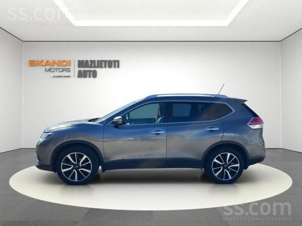 Grey Nissan X-Trail 2017 in Riga, with an engine capacity of 1.60 L and mileage of 337 thousand km for 7890 €, photo 3 on AUTOMOTO.COM.LV