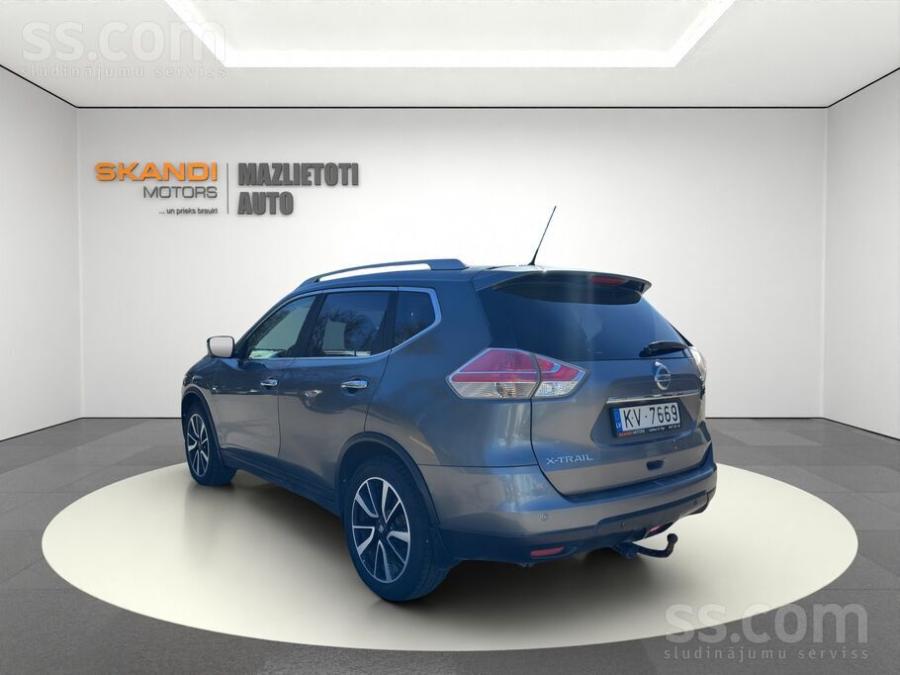 Pelēks Nissan X-Trail 2017 Rīga, ar dzinēja tilpumu 1.60 L un nobraukumu 337 tūkst. km par 7890 €, foto 5 vietnē AUTOMOTO.COM.LV
