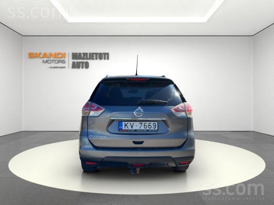 Pelēks Nissan X-Trail 2017 Rīga, ar dzinēja tilpumu 1.60 L un nobraukumu 337 tūkst. km par 7890 €, foto 6 vietnē AUTOMOTO.COM.LV