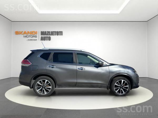 Grey Nissan X-Trail 2017 in Riga, with an engine capacity of 1.60 L and mileage of 337 thousand km for 7890 €, photo 7 on AUTOMOTO.COM.LV