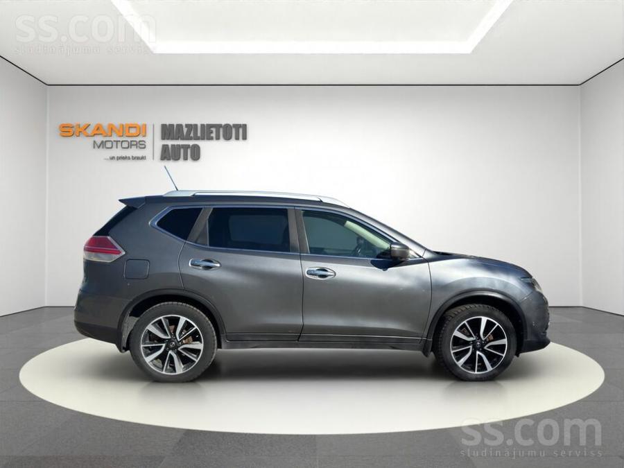 Pelēks Nissan X-Trail 2017 Rīga, ar dzinēja tilpumu 1.60 L un nobraukumu 337 tūkst. km par 7890 €, foto 8 vietnē AUTOMOTO.COM.LV