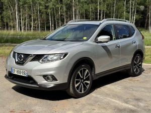 Pelēks Nissan X-Trail 2017 Tauragė, ar dzinēja tilpumu 1.60 L un nobraukumu 132 tūkst. km par 9300 €, foto  vietnē AUTOMOTO.COM.LV