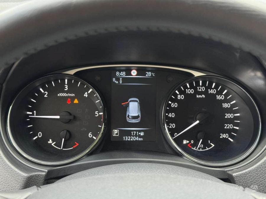 Pelēks Nissan X-Trail 2017 Tauragė, ar dzinēja tilpumu 1.60 L un nobraukumu 132 tūkst. km par 9300 €, foto 15 vietnē AUTOMOTO.COM.LV