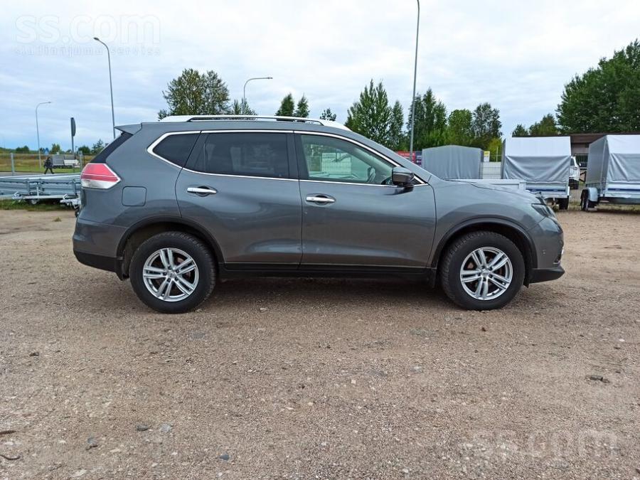 Pelēks Nissan X-Trail 2017 Daugavpils, ar dzinēja tilpumu 1.60 L un nobraukumu 0 tūkst. km par 10500 €, foto 9 vietnē AUTOMOTO.COM.LV