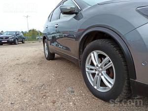 Pelēks Nissan X-Trail 2017 Daugavpils, ar dzinēja tilpumu 1.60 L un nobraukumu 0 tūkst. km par 10500 €, foto 10 vietnē AUTOMOTO.COM.LV
