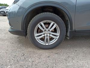 Pelēks Nissan X-Trail 2017 Daugavpils, ar dzinēja tilpumu 1.60 L un nobraukumu 0 tūkst. km par 10500 €, foto 13 vietnē AUTOMOTO.COM.LV
