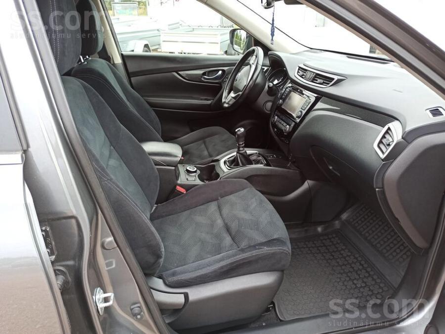 Pelēks Nissan X-Trail 2017 Daugavpils, ar dzinēja tilpumu 1.60 L un nobraukumu 0 tūkst. km par 10500 €, foto 20 vietnē AUTOMOTO.COM.LV