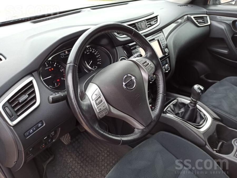 Pelēks Nissan X-Trail 2017 Daugavpils, ar dzinēja tilpumu 1.60 L un nobraukumu 0 tūkst. km par 10500 €, foto 22 vietnē AUTOMOTO.COM.LV