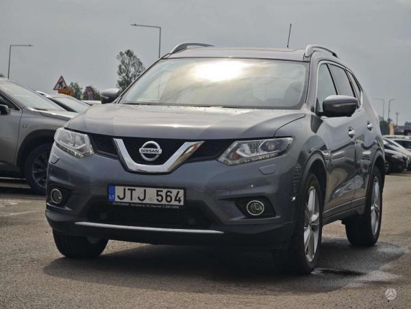 Grey Nissan X-Trail 2017 in Vilnius, with an engine capacity of 1.60 L and mileage of 149 thousand km for 12300 €, photo 5 on AUTOMOTO.COM.LV