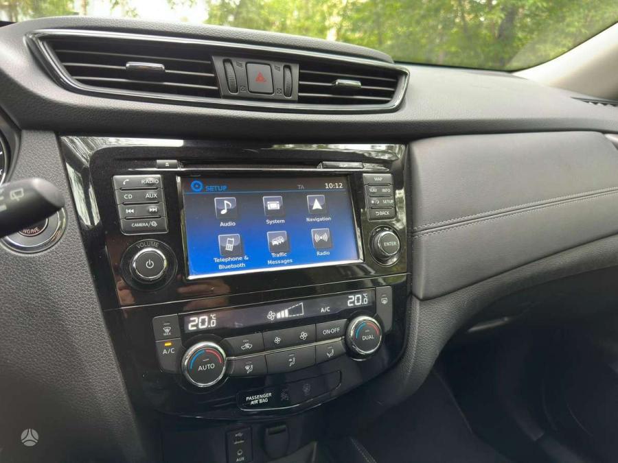Pelēks Nissan X-Trail 2017 Viļņa, ar dzinēja tilpumu 1.62 L un nobraukumu 229 tūkst. km par 11900 €, foto 24 vietnē AUTOMOTO.COM.LV