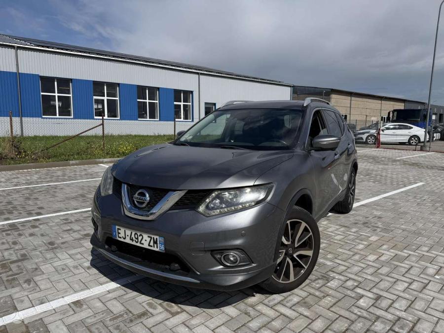 Pelēks Nissan X-Trail 2017 Tauragė, ar dzinēja tilpumu 1.60 L un nobraukumu 181 tūkst. km par 8900 €, foto 1 vietnē AUTOMOTO.COM.LV