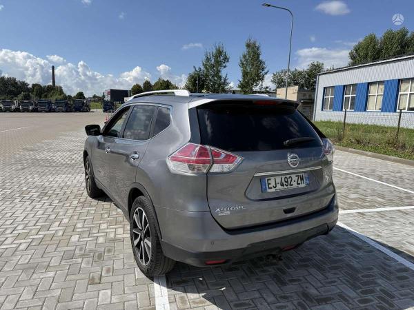 Pelēks Nissan X-Trail 2017 Tauragė, ar dzinēja tilpumu 1.60 L un nobraukumu 181 tūkst. km par 8900 €, foto 5 vietnē AUTOMOTO.COM.LV