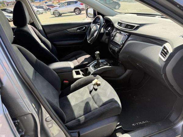 Pelēks Nissan X-Trail 2017 Tauragė, ar dzinēja tilpumu 1.60 L un nobraukumu 181 tūkst. km par 8900 €, foto 9 vietnē AUTOMOTO.COM.LV
