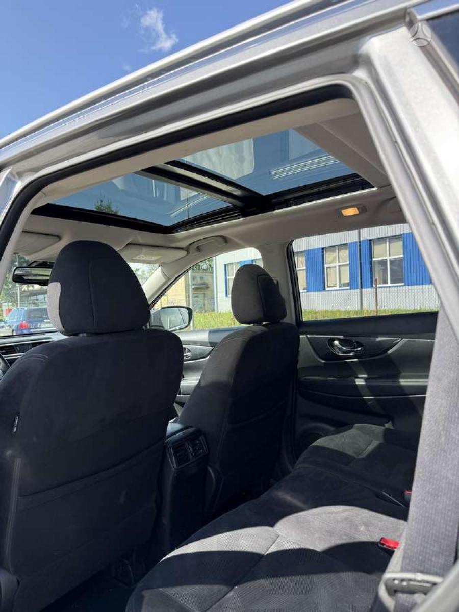 Pelēks Nissan X-Trail 2017 Tauragė, ar dzinēja tilpumu 1.60 L un nobraukumu 181 tūkst. km par 8900 €, foto 14 vietnē AUTOMOTO.COM.LV