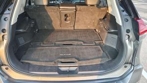 Grey Nissan X-Trail 2017 in Vilnius, with an engine capacity of 2.49 L and mileage of 121 thousand km for 12900 €, photo 22 on AUTOMOTO.COM.LV