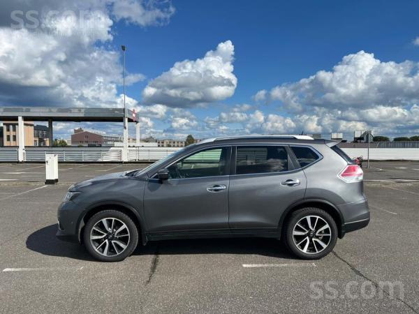 Nissan X-Trail 2017 Rīga vietnē Pelēks Nissan X-Trail 2017 Rīga, ar dzinēja tilpumu 1.60 L un nobraukumu 361 tūkst. km par 6600 €, foto 5 vietnē AUTOMOTO.COM.LV