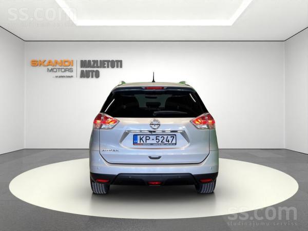 Pelēks Nissan X-Trail 2017 Rīga, ar dzinēja tilpumu 1.60 L un nobraukumu 182 tūkst. km par 11490 €, foto 6 vietnē AUTOMOTO.COM.LV