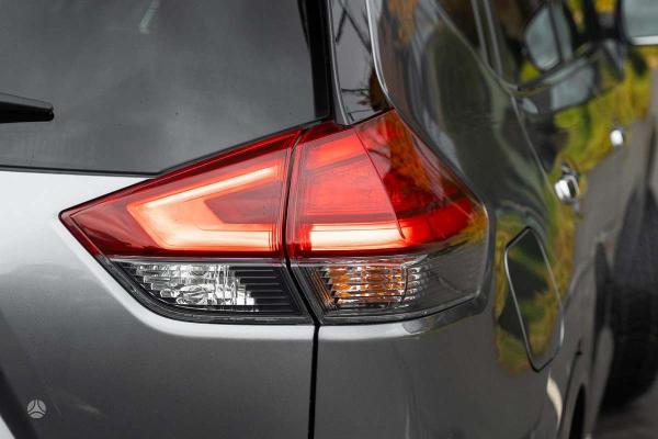 Pelēks Nissan X-Trail 2018 Viļņa, ar dzinēja tilpumu 2.00 L un nobraukumu 96 tūkst. km par 19600 €, foto 11 vietnē AUTOMOTO.COM.LV