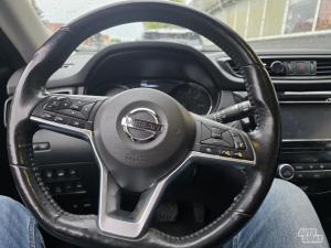 Grey Nissan X-Trail 2018 in Jonava, with an engine capacity of 2.50 L and mileage of 97 thousand km for 12500 €, photo 12 on AUTOMOTO.COM.LV