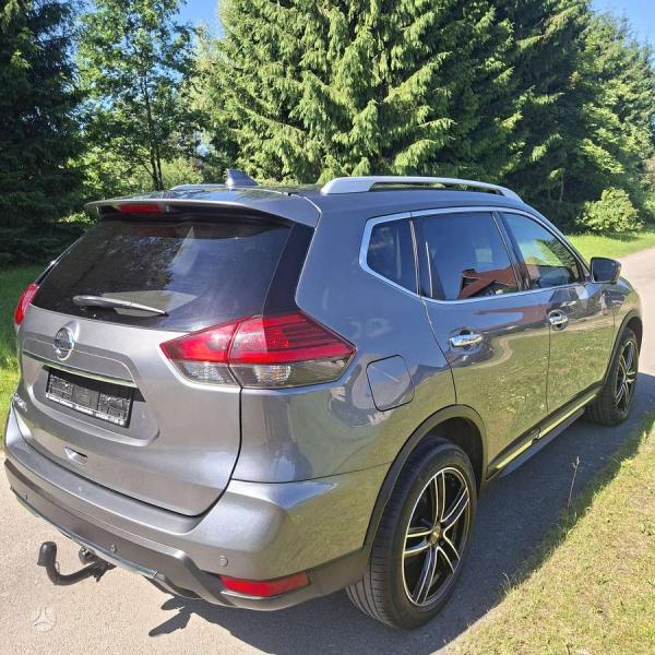 Grey Nissan X-Trail 2018 in Panevezys, with an engine capacity of 2.00 L and mileage of 183 thousand km for 12400 €, photo 7 on AUTOMOTO.COM.LV