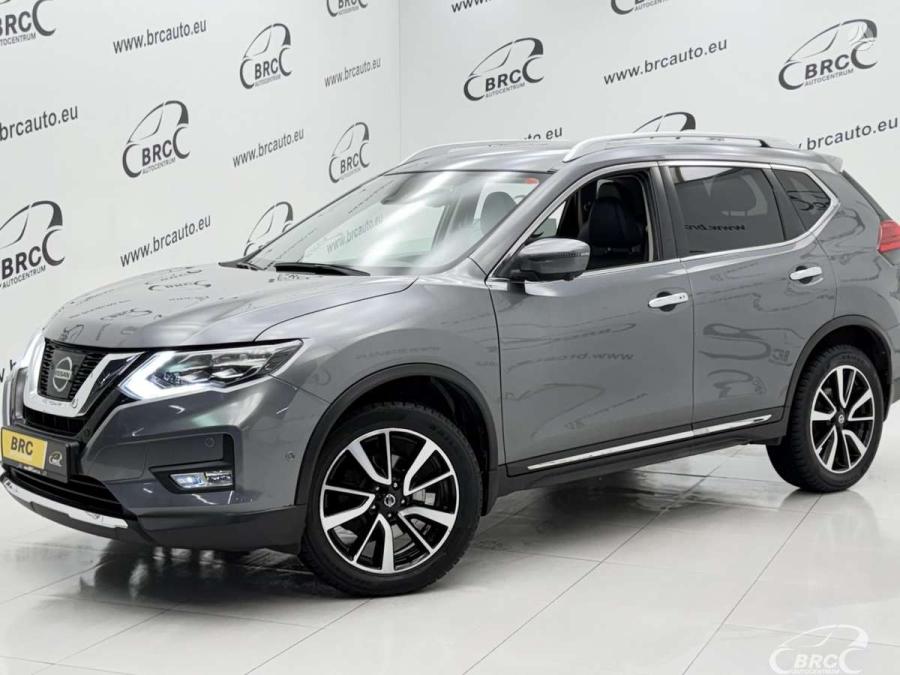 Grey Nissan X-Trail 2018 in Vilnius, with an engine capacity of 2.00 L and mileage of 106 thousand km for 13500 €, photo 1 on AUTOMOTO.COM.LV