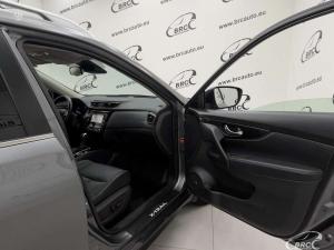 Grey Nissan X-Trail 2018 in Vilnius, with an engine capacity of 2.00 L and mileage of 106 thousand km for 13500 €, photo 10 on AUTOMOTO.COM.LV