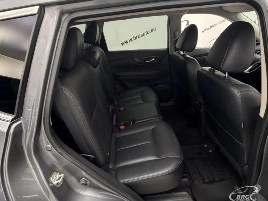 Grey Nissan X-Trail 2018 in Vilnius, with an engine capacity of 2.00 L and mileage of 106 thousand km for 13500 €, photo 13 on AUTOMOTO.COM.LV