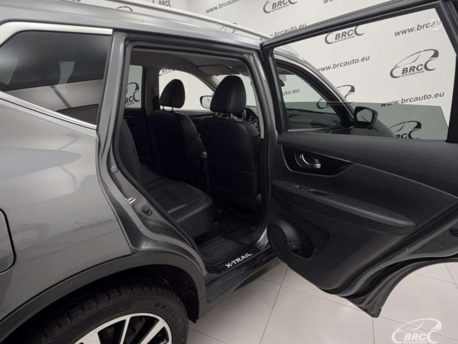 Grey Nissan X-Trail 2018 in Vilnius, with an engine capacity of 2.00 L and mileage of 106 thousand km for 13500 €, photo 15 on AUTOMOTO.COM.LV