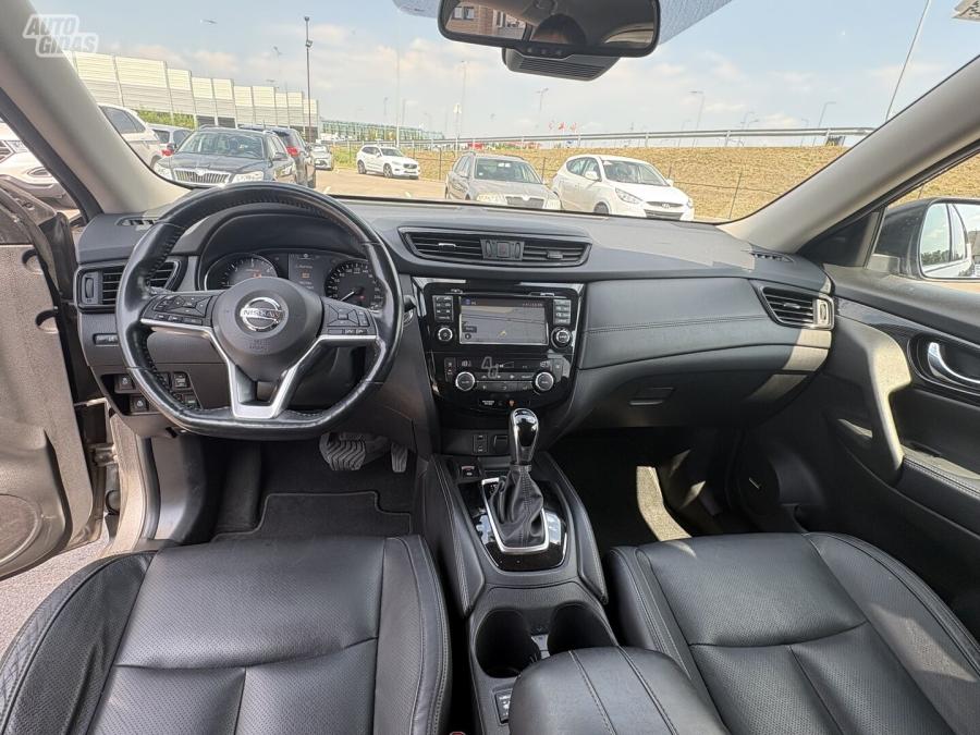 Grey Nissan X-Trail 2018 in Kaunas, with an engine capacity of 2.00 L and mileage of 106 thousand km for 15500 €, photo 8 on AUTOMOTO.COM.LV