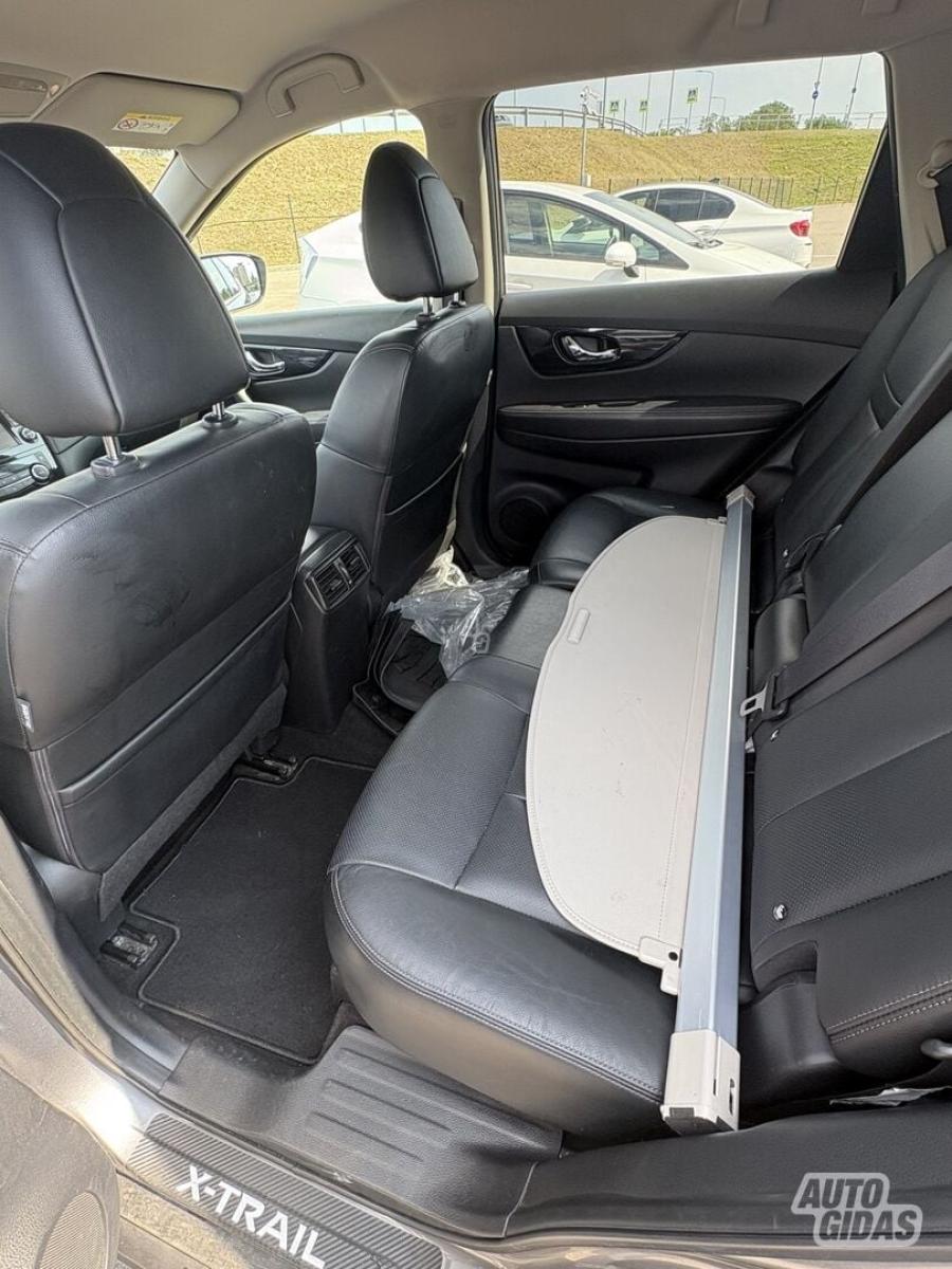 Grey Nissan X-Trail 2018 in Kaunas, with an engine capacity of 2.00 L and mileage of 106 thousand km for 15500 €, photo 9 on AUTOMOTO.COM.LV