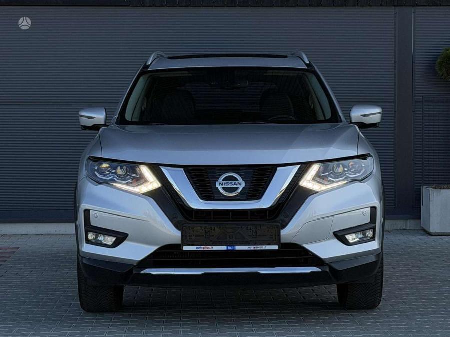 Pelēks Nissan X-Trail 2018 Šauļi, ar dzinēja tilpumu 1.60 L un nobraukumu 226 tūkst. km par 12900 €, foto 3 vietnē AUTOMOTO.COM.LV