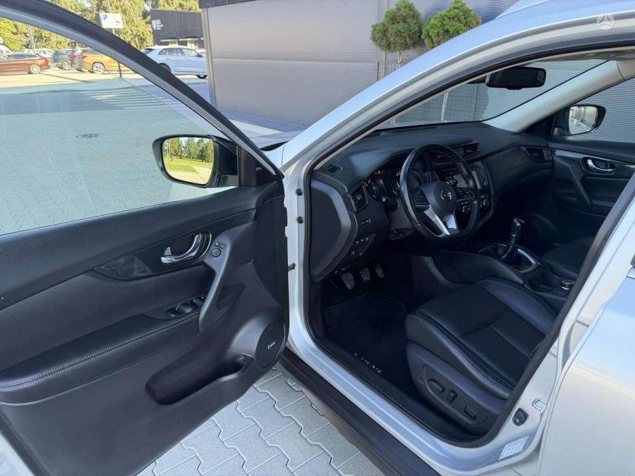 Pelēks Nissan X-Trail 2018 Šauļi, ar dzinēja tilpumu 1.60 L un nobraukumu 226 tūkst. km par 12900 €, foto 12 vietnē AUTOMOTO.COM.LV
