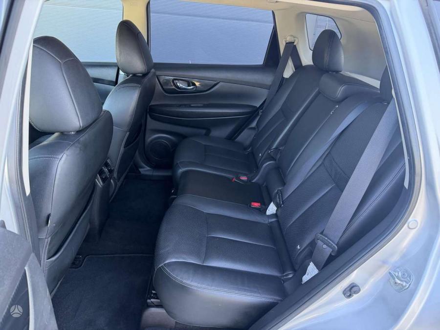 Pelēks Nissan X-Trail 2018 Šauļi, ar dzinēja tilpumu 1.60 L un nobraukumu 226 tūkst. km par 12900 €, foto 19 vietnē AUTOMOTO.COM.LV