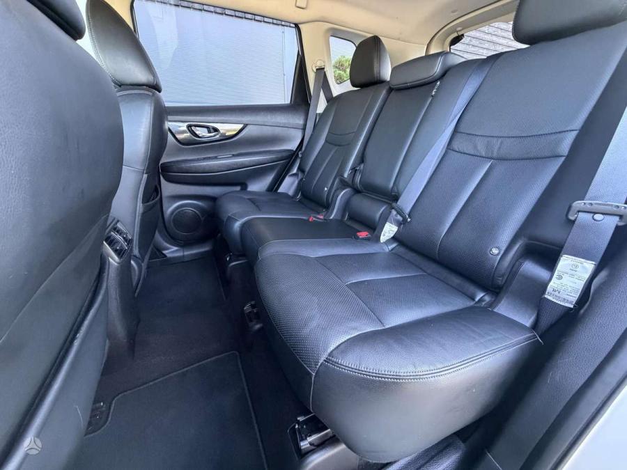 Pelēks Nissan X-Trail 2018 Šauļi, ar dzinēja tilpumu 1.60 L un nobraukumu 226 tūkst. km par 12900 €, foto 20 vietnē AUTOMOTO.COM.LV
