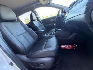 Pelēks Nissan X-Trail 2018 Šauļi, ar dzinēja tilpumu 1.60 L un nobraukumu 226 tūkst. km par 12900 €, foto 24 vietnē AUTOMOTO.COM.LV