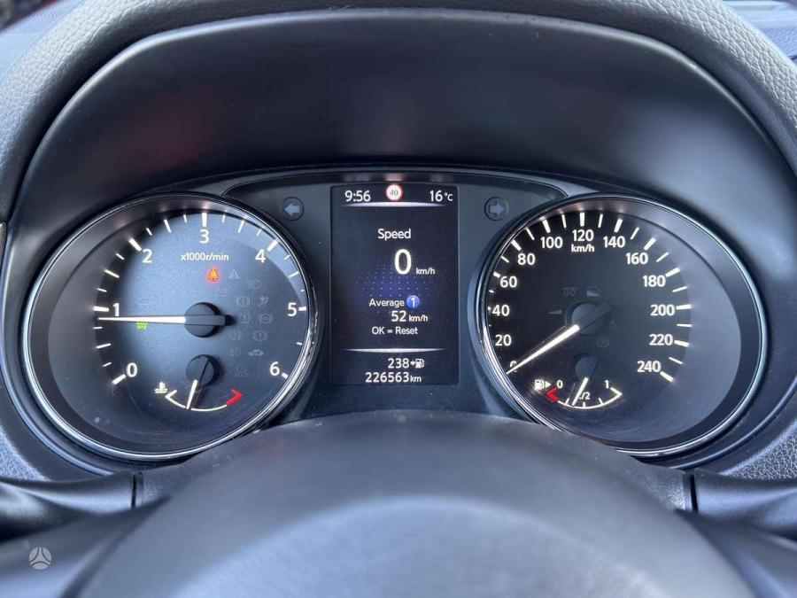 Pelēks Nissan X-Trail 2018 Šauļi, ar dzinēja tilpumu 1.60 L un nobraukumu 226 tūkst. km par 12900 €, foto 32 vietnē AUTOMOTO.COM.LV