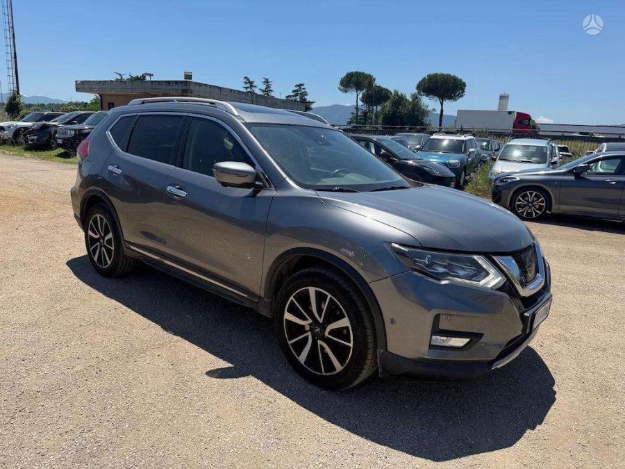 Pelēks Nissan X-Trail 2018 Šauļi, ar dzinēja tilpumu 2.00 L un nobraukumu 227 tūkst. km par 12300 €, foto 4 vietnē AUTOMOTO.COM.LV