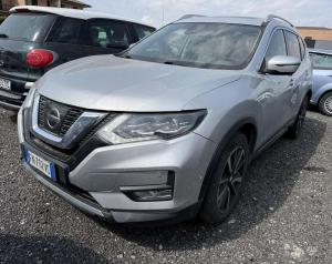 Pelēks Nissan X-Trail 2018 Šauļi, ar dzinēja tilpumu 2.00 L un nobraukumu 178 tūkst. km par 10200 €, foto  vietnē AUTOMOTO.COM.LV