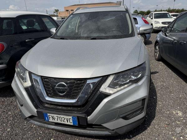 Pelēks Nissan X-Trail 2018 Šauļi, ar dzinēja tilpumu 2.00 L un nobraukumu 178 tūkst. km par 10200 €, foto 3 vietnē AUTOMOTO.COM.LV