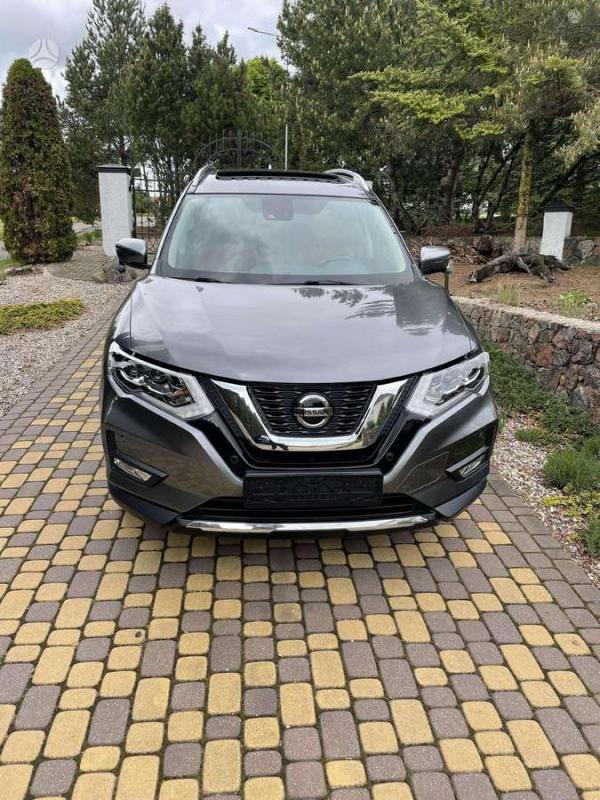 Grey Nissan X-Trail 2019 in Raseiniai, with an engine capacity of 1.33 L and mileage of 113 thousand km for 14200 €, photo 7 on AUTOMOTO.COM.LV
