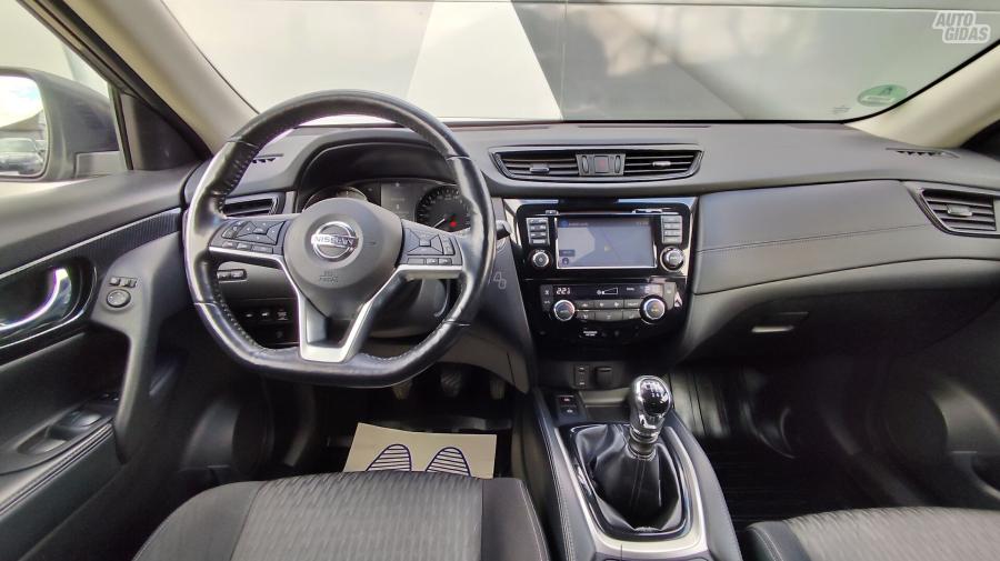 Grey Nissan X-Trail 2019 in Ramuciai, with an engine capacity of 1.70 L and mileage of 144 thousand km for 14950 €, photo 12 on AUTOMOTO.COM.LV