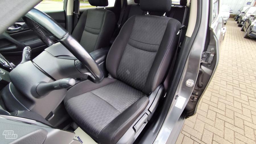 Grey Nissan X-Trail 2019 in Ramuciai, with an engine capacity of 1.70 L and mileage of 144 thousand km for 14950 €, photo 16 on AUTOMOTO.COM.LV
