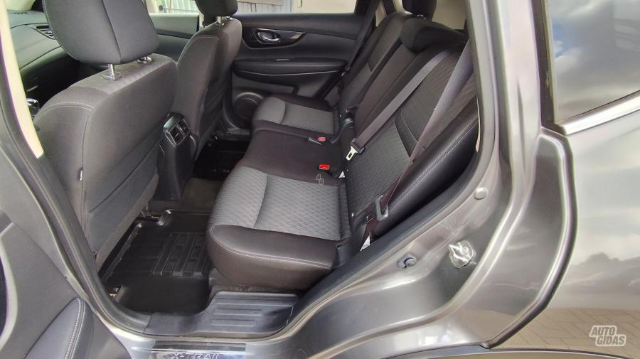 Grey Nissan X-Trail 2019 in Ramuciai, with an engine capacity of 1.70 L and mileage of 144 thousand km for 14950 €, photo 18 on AUTOMOTO.COM.LV