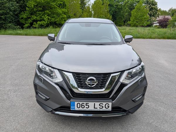 Grey Nissan X-Trail 2020 in Tallinn, with an engine capacity of 2.00 L and mileage of 45 thousand km for 17300 €, photo 1 on AUTOMOTO.COM.LV