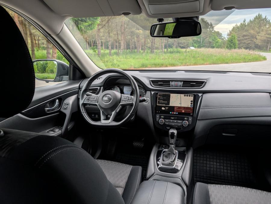 Grey Nissan X-Trail 2020 in Tallinn, with an engine capacity of 2.00 L and mileage of 45 thousand km for 17300 €, photo 9 on AUTOMOTO.COM.LV